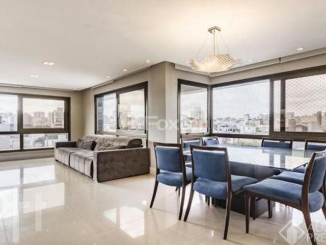 Apartamento, 2 dormitórios, 95.32 m², em Petrópolis