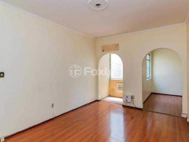 Apartamento, 2 dormitórios, 96.58 m², em Petrópolis