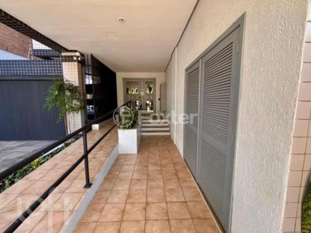 Apartamento, 2 dormitórios, 97.41 m², em São João