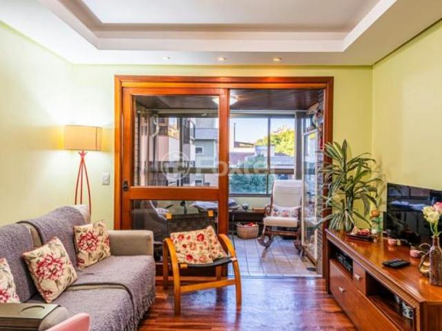 Apartamento, 2 dormitórios, 99 m², em Tristeza