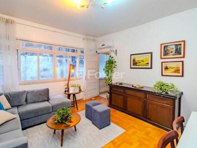 Apartamento, 2 dormitórios, 90 m², em Santa Cecília