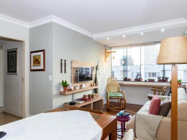 Apartamento, 2 dormitórios, 90 m², em Pinheiros