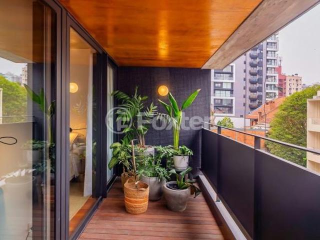 Apartamento, 2 dormitórios, 90 m², em Rio Branco