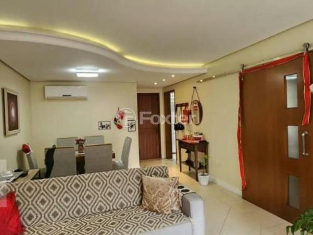 Apartamento, 2 dormitórios, 90.51 m², em Centro