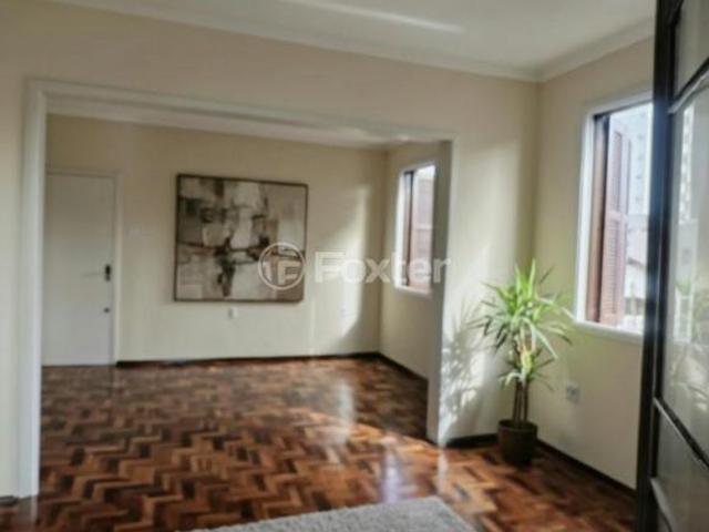 Apartamento, 2 dormitórios, 92 m², em Cidade Baixa