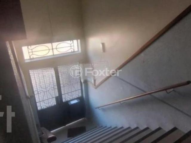Apartamento, 2 dormitórios, 92 m², em Petrópolis