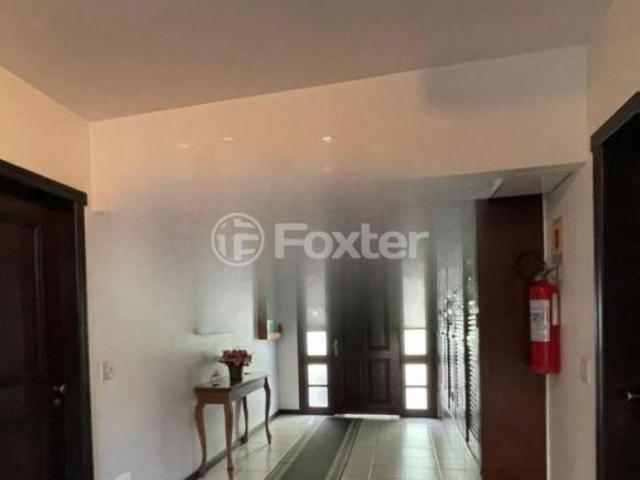 Apartamento, 2 dormitórios, 92.06 m², em Centro