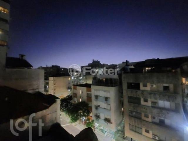 Apartamento, 2 dormitórios, 92.76 m², em Floresta
