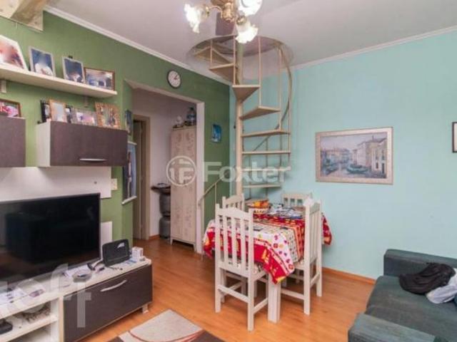 Apartamento, 2 dormitórios, 92.7 m², em Azenha