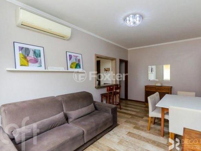 Apartamento, 2 dormitórios, 92.89 m², em Petrópolis