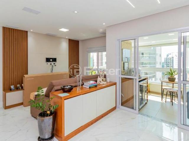 Apartamento, 2 dormitórios, 93 m², em Vila Suzana