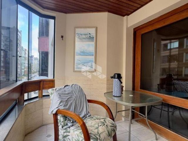 Apartamento 2 dormitórios/quartos, sacadas de frente com churrasqueira e 1 box/v
