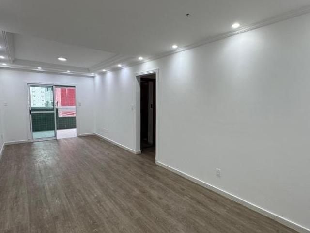 Apartamento 2 dorms ampla metragem no canto do forte e valor abaixo da tabela!