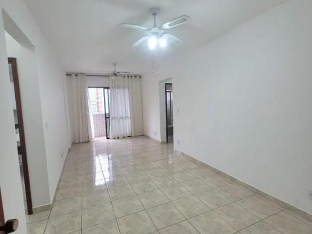 Apartamento em Guilhermina Praia Grande, SP