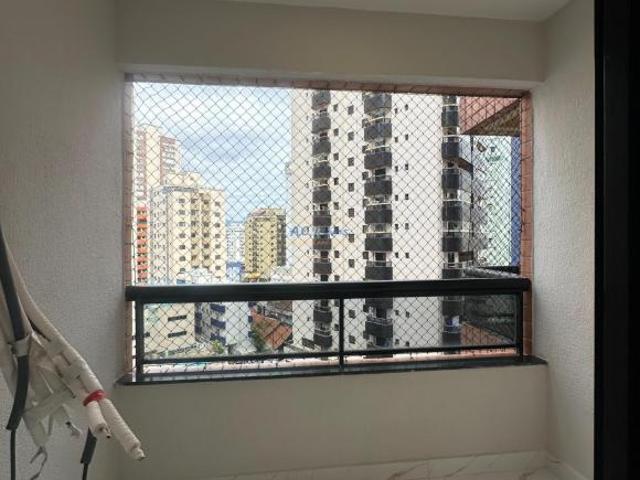 Apartamento 2 dorms Reformado em Prédio Frente Mar Aviação! Financia!