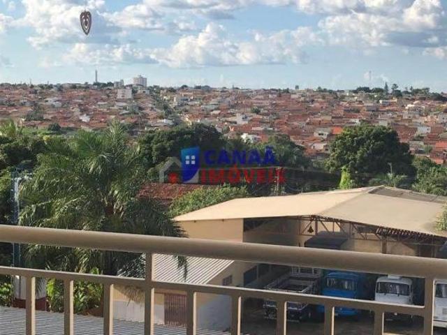 Apartamento 2 quartos 3º andar bairro chácaras tubalina próximo ao batalhão exército