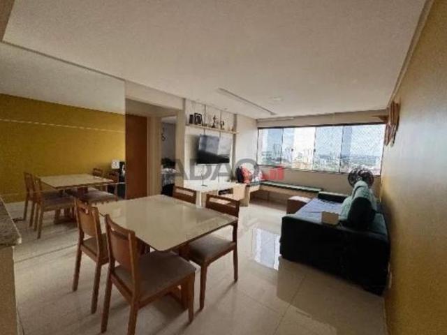 Apartamento 2 Quartos 100% Reformado e Completo em Armários no Negrão de Lima Apartamento com 2 Quar