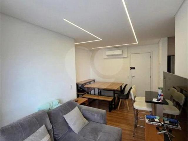 Apartamento 2 quartos 1 vaga mobiliado no Tingui