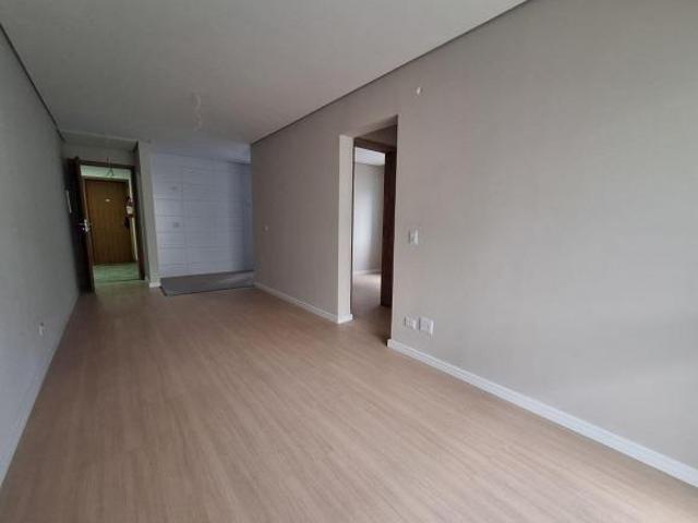 Apartamento 2 Quartos 1 Vaga em Condomínio com Lazer no Portão