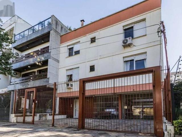 Apartamento 2 quartos, 1º andar, sol da manhã, vaga coberta