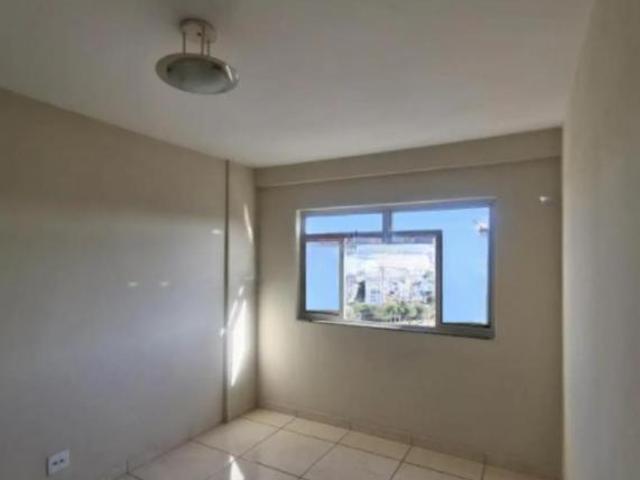 Apartamento 2 quartos, 1 suíte, 64m², 1 vaga, bem arejado e próximo ao metrô, no Santa Efigênia