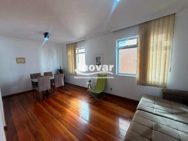 Apartamento 2 Quartos 1 Suíte, 2 Banheiros, 1 Vaga + Quarto Reversível. Excelente Localização no S