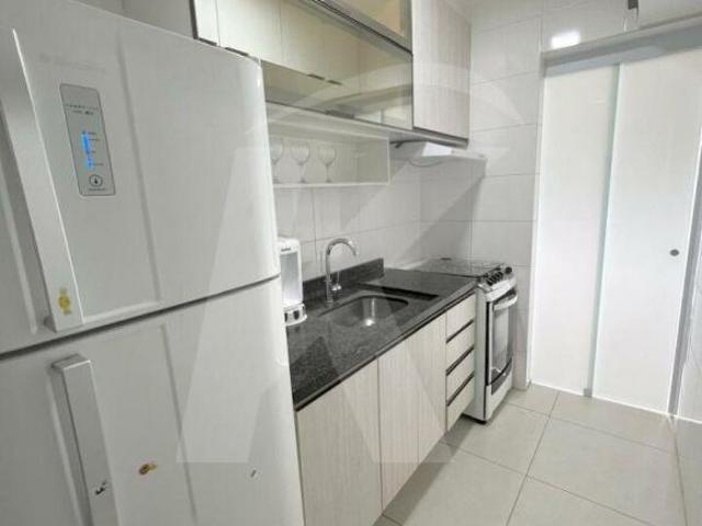Apartamento 2 Quartos, 1 suíte, terraço e duas vagas livres na Parada Inglesa