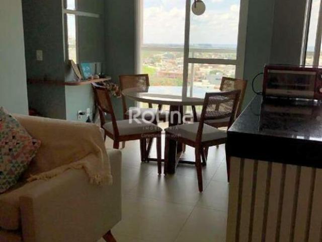 Apartamento 2 quartos 1 suíte com porcelanato e vaga • Bairro Aclimação próx. Granja Marileuza