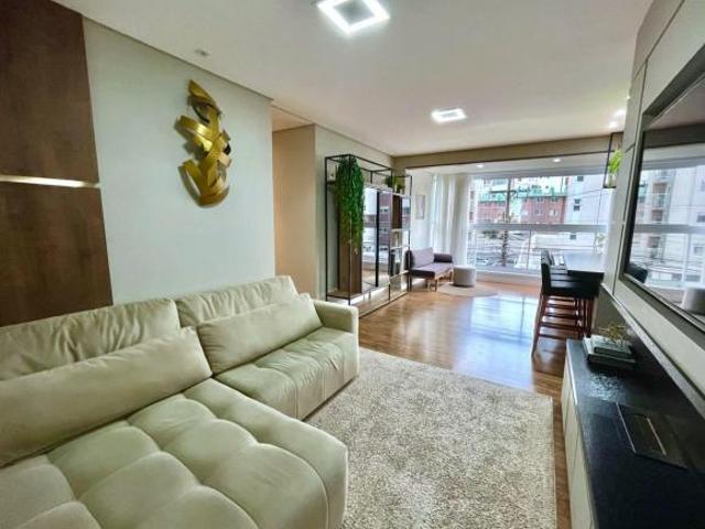 Apartamento 2 quartos 2 vagas no bairro Vila Izabel Curitiba PR