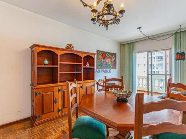 Apartamento 2 quartos, 2 banheiros, 1 vaga demarcada Metrô Saúde