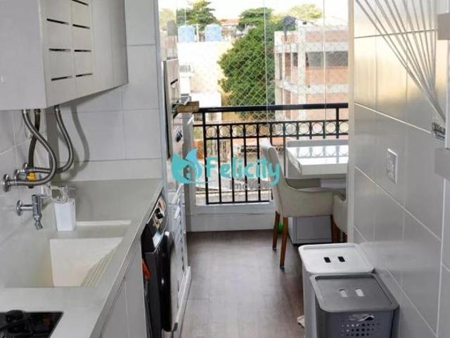Apartamento 2 quartos, 2 banheiros, 2 vagas na Vila Mangalot