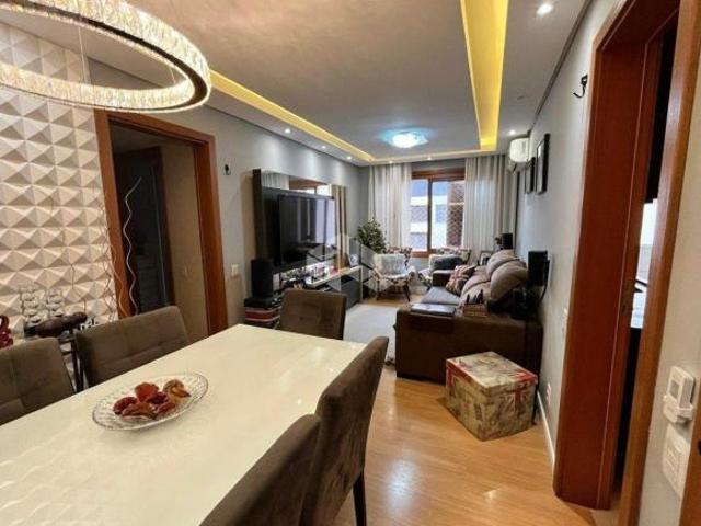 Apartamento 2 Quartos, 2 Banheiros e 1 Vaga Petropolis