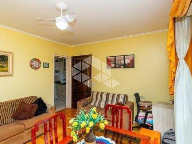 Apartamento 2 quartos, 2 banheiros, mais dependência de empregada
