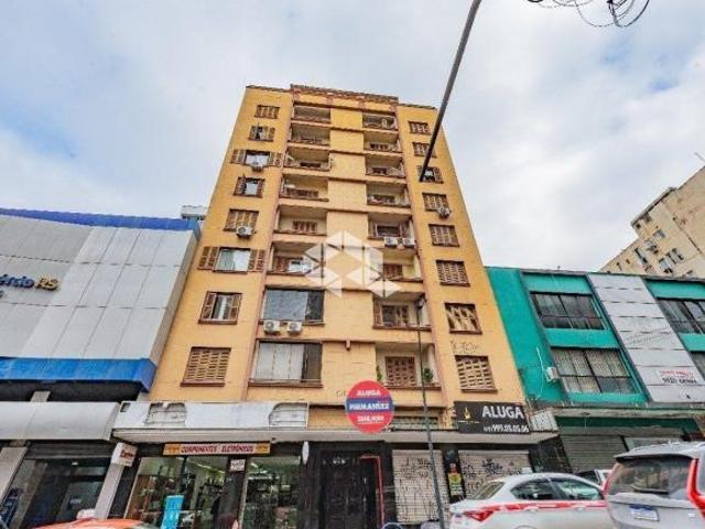 Apartamento 2 Quartos com Área Externa no Centro Histórico de Porto Alegre
