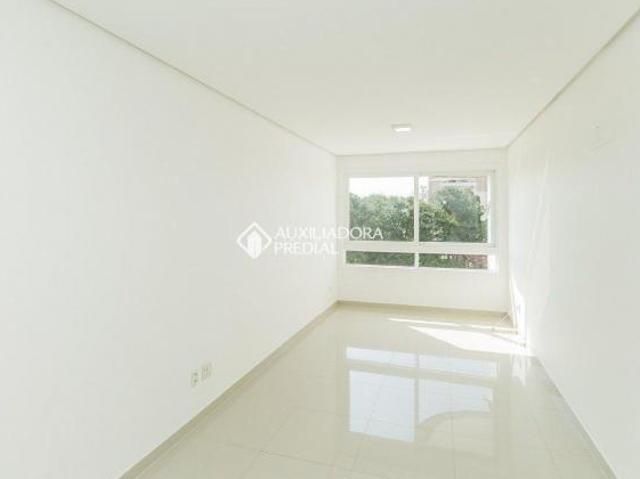 Apartamento 2 quartos com duas vagas de garagem no bairro Cristo Redentor