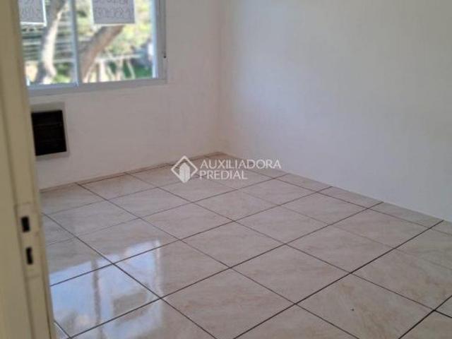 APARTAMENTO 2 QUARTOS COM DEPENDÊNCIA E GARAGEM NA PEREIRA NETO