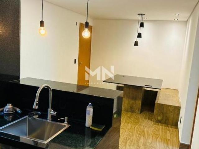Apartamento 2 Quartos com Quintal Edifício Solar dos Pássaros