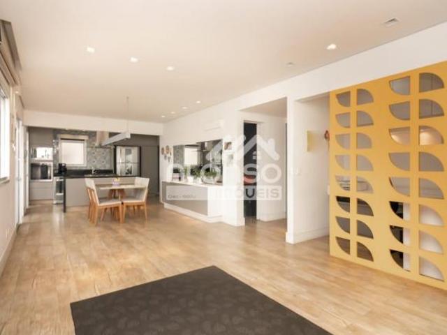 APARTAMENTO 2 QUARTOS COM SUÍTE E 2 VAGAS!
