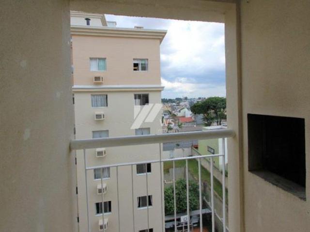 Apartamento 2 quartos com suíte e sacada!