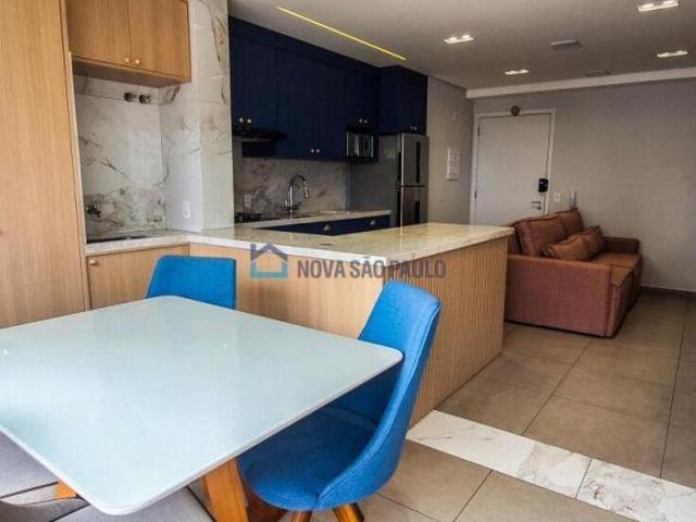Apartamento 2 Quartos com Suíte e Varanda Fechada na Vila da Saúde