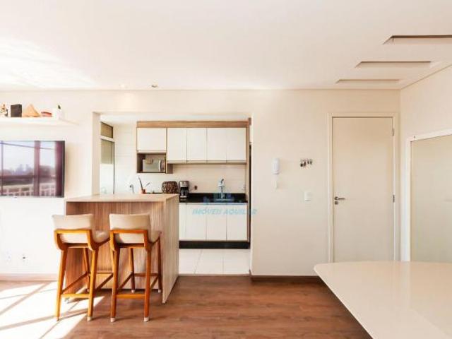 Apartamento 2 quartos com suíte em ótimo condomínio clube em Curitiba!