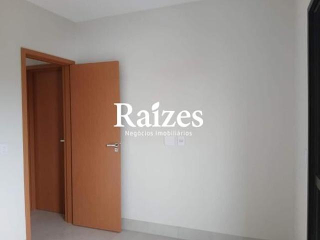 Apartamento 2 quartos com suíte em Santa Mônica, Uberlândia – 63,11 m², porcelanato
