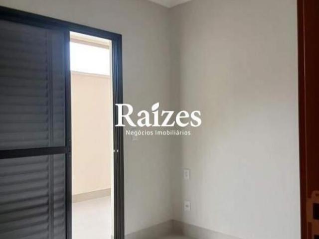 Apartamento 2 Quartos com Suíte, Frente, 66,21 m² em Uberlândia Santa Mônica – R$ 470.000
