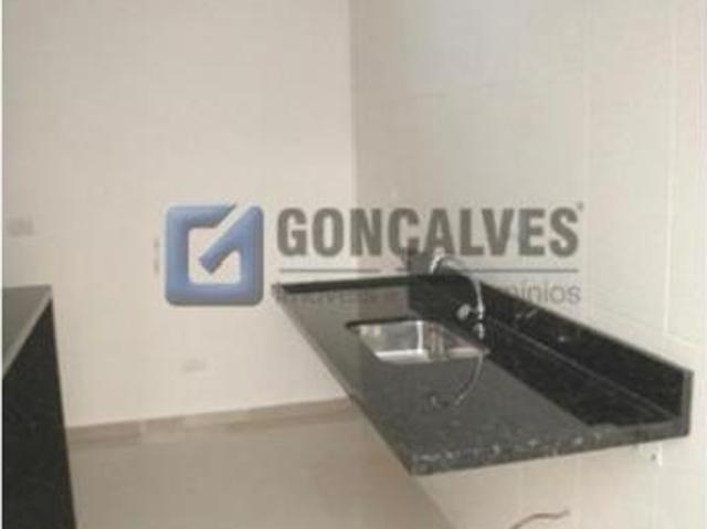 Apartamento 2 quartos com suíte, quintal e área de serviço em Vila Homero Thon, Santo André