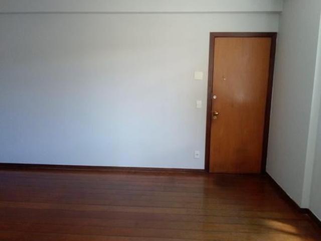 Apartamento 2 Quartos com Terceiro reversível