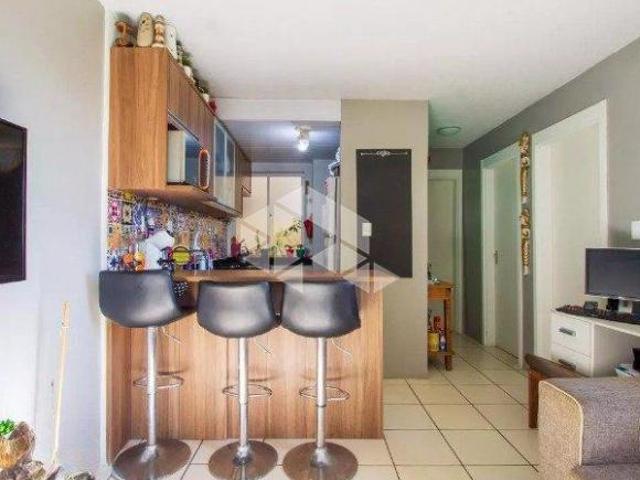 Apartamento 2 quartos com vaga no bairro Glória próximo da Oscar Pereira