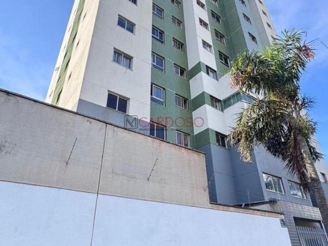 Apartamento 2 quartos com varanda, armários planejados