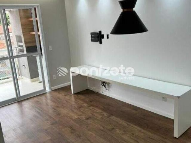 Apartamento 2 Quartos com 1 Suíte, 2 Vagas Paralelas, Frente Vila Pires, Santo André