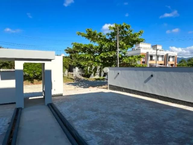 Apartamento 2 Quartos com 1 Suíte Pinheira mrt