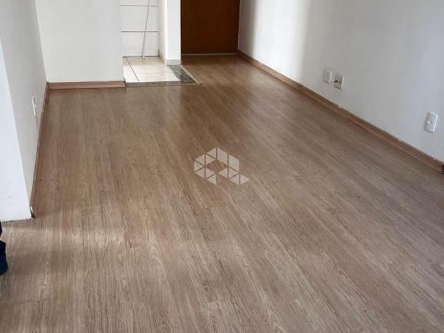 Apartamento 2 quartos com 1 vaga de garagem na Av. Protásio Alves